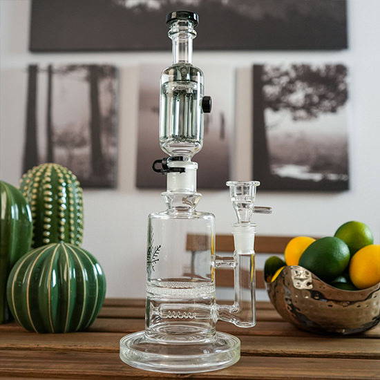 Glass Bubbler Bongs & Pipes | Smoke-Cooling | Icy Puffs