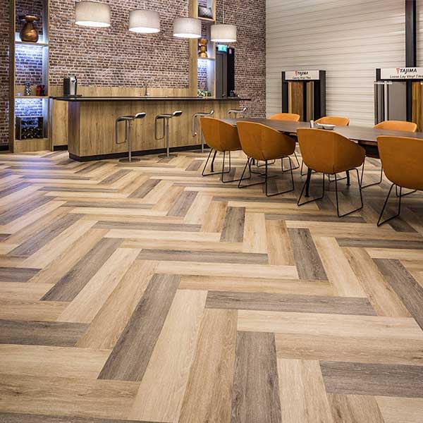 Dalles de sol pour magasin et boutique – MOSAIK-FLOOR