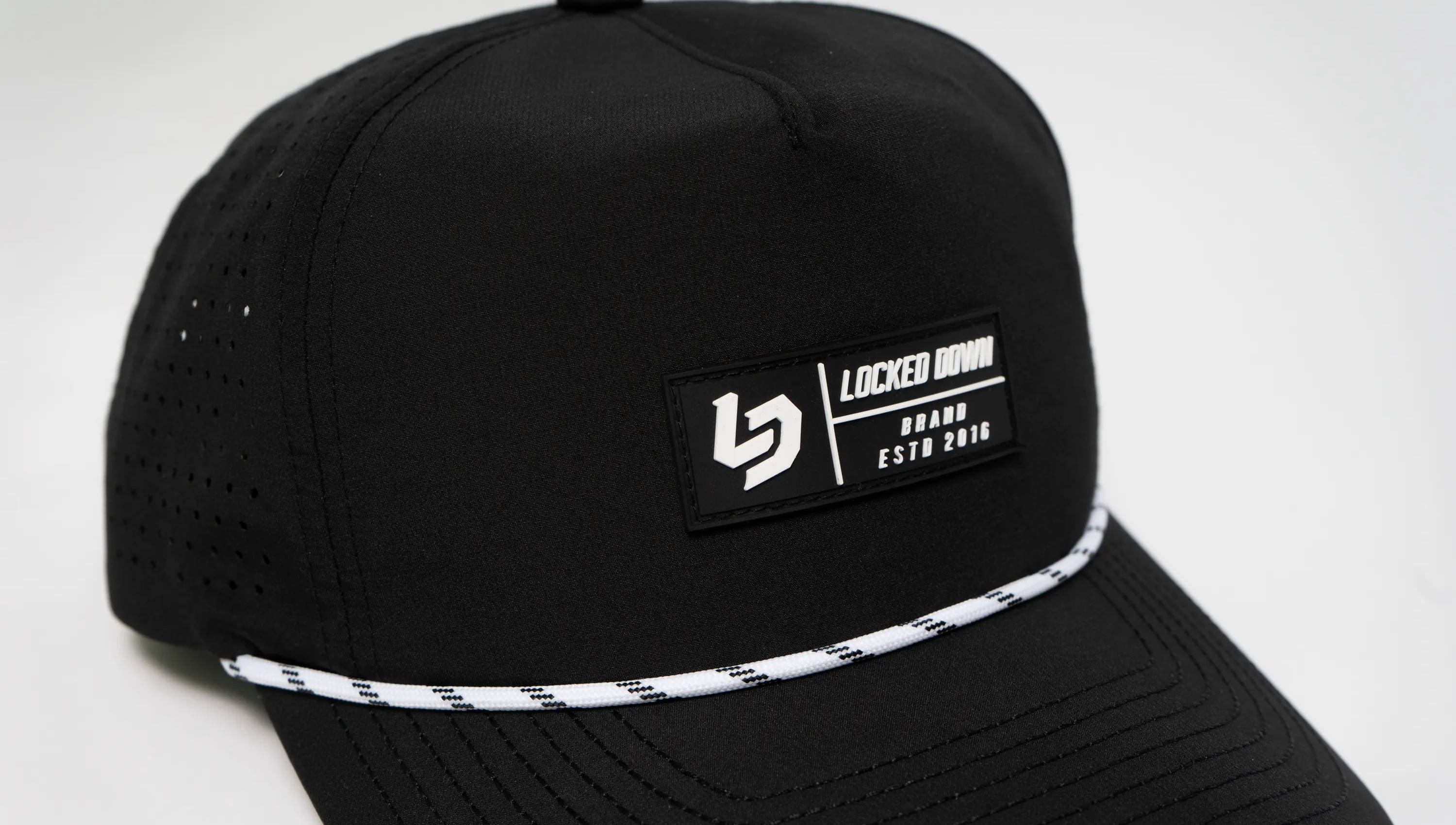 TRAIL Block Snapback - Black | Sportswear Clothing | Lifestyle Clothing ...