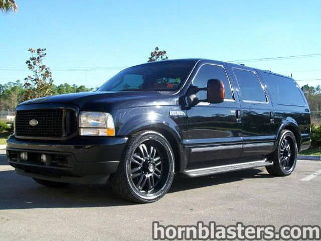 2004 Ford Excursion Installed with Outlaw Train Horn | Hornblasters ...