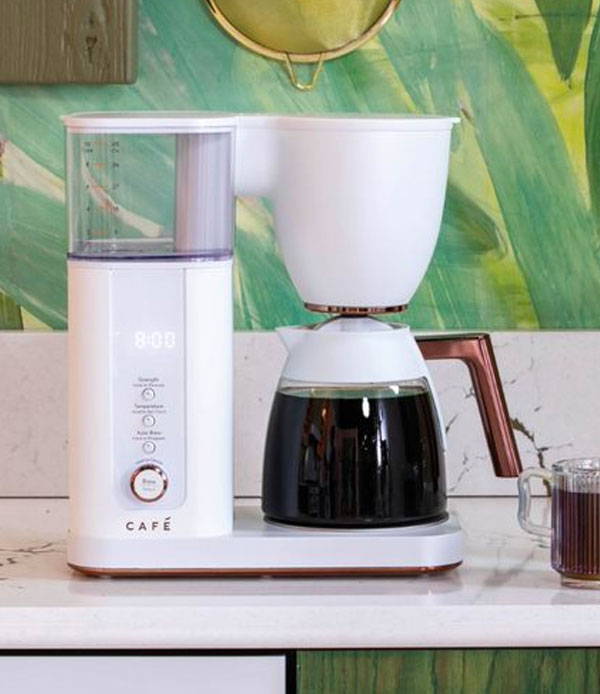 Explore Café Grind and Brew and Drip Coffee Makers | Café Appliances