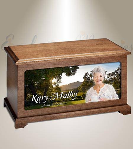 Guide to choosing Personalized Photo Urns for cremation ashes