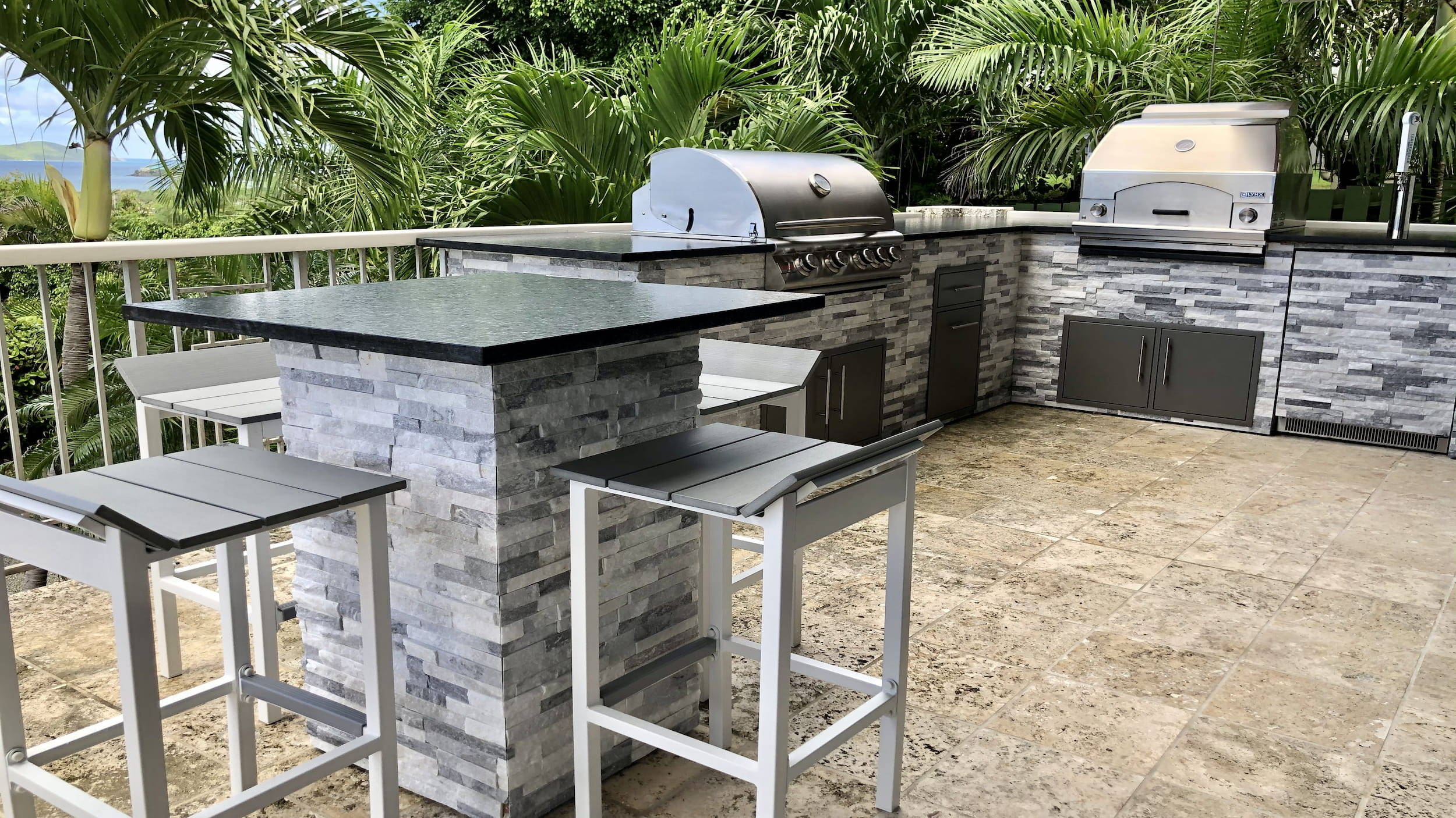 Big Ridge Outdoor Kitchens