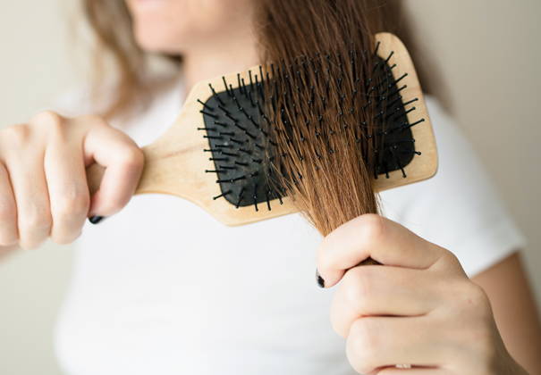 6 conseils contre la casse des cheveux | Helssy Hair