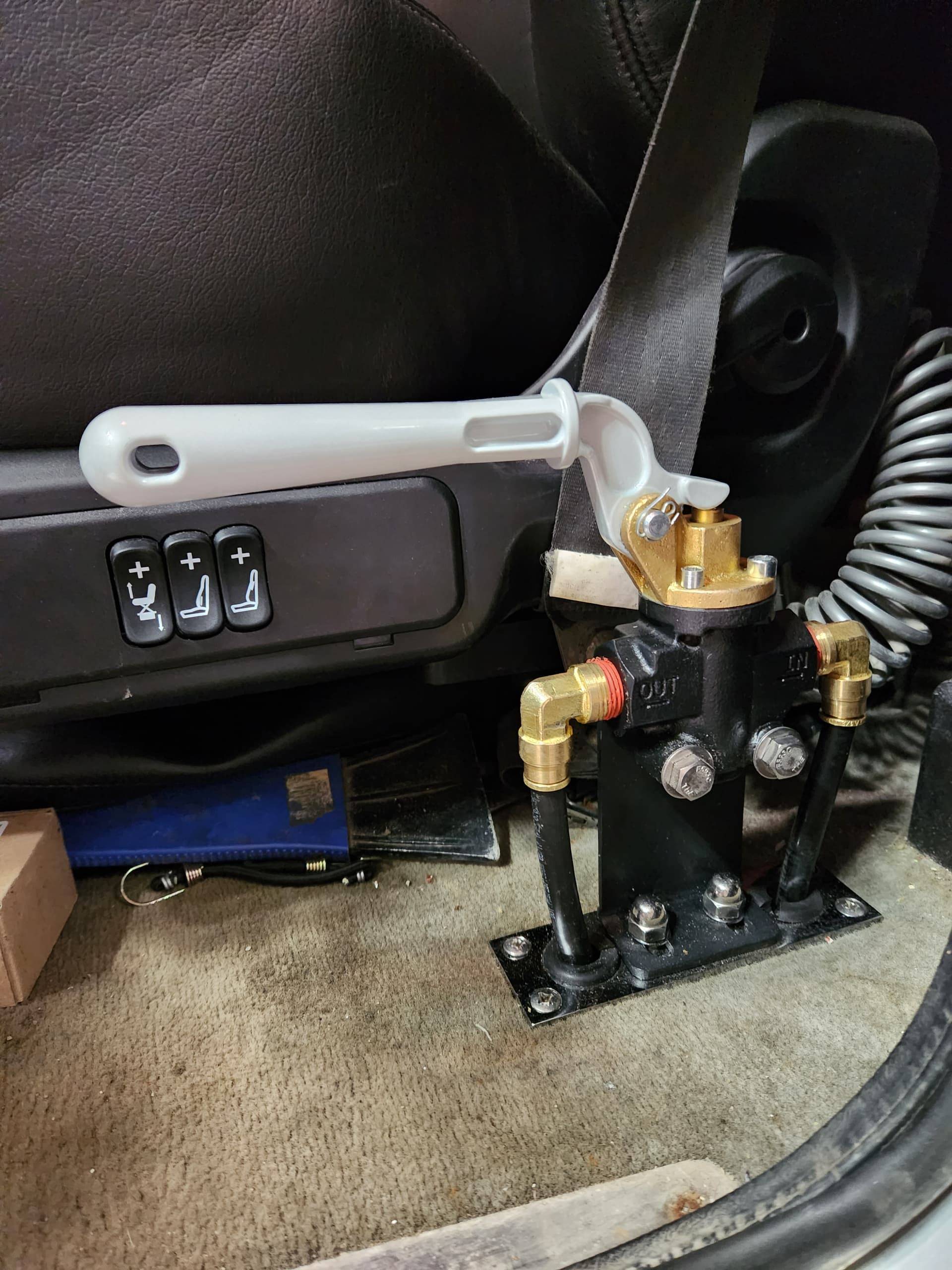 Steve’s 2003 Peterbilt 379 Train Horn Valve & Bracket Install ...