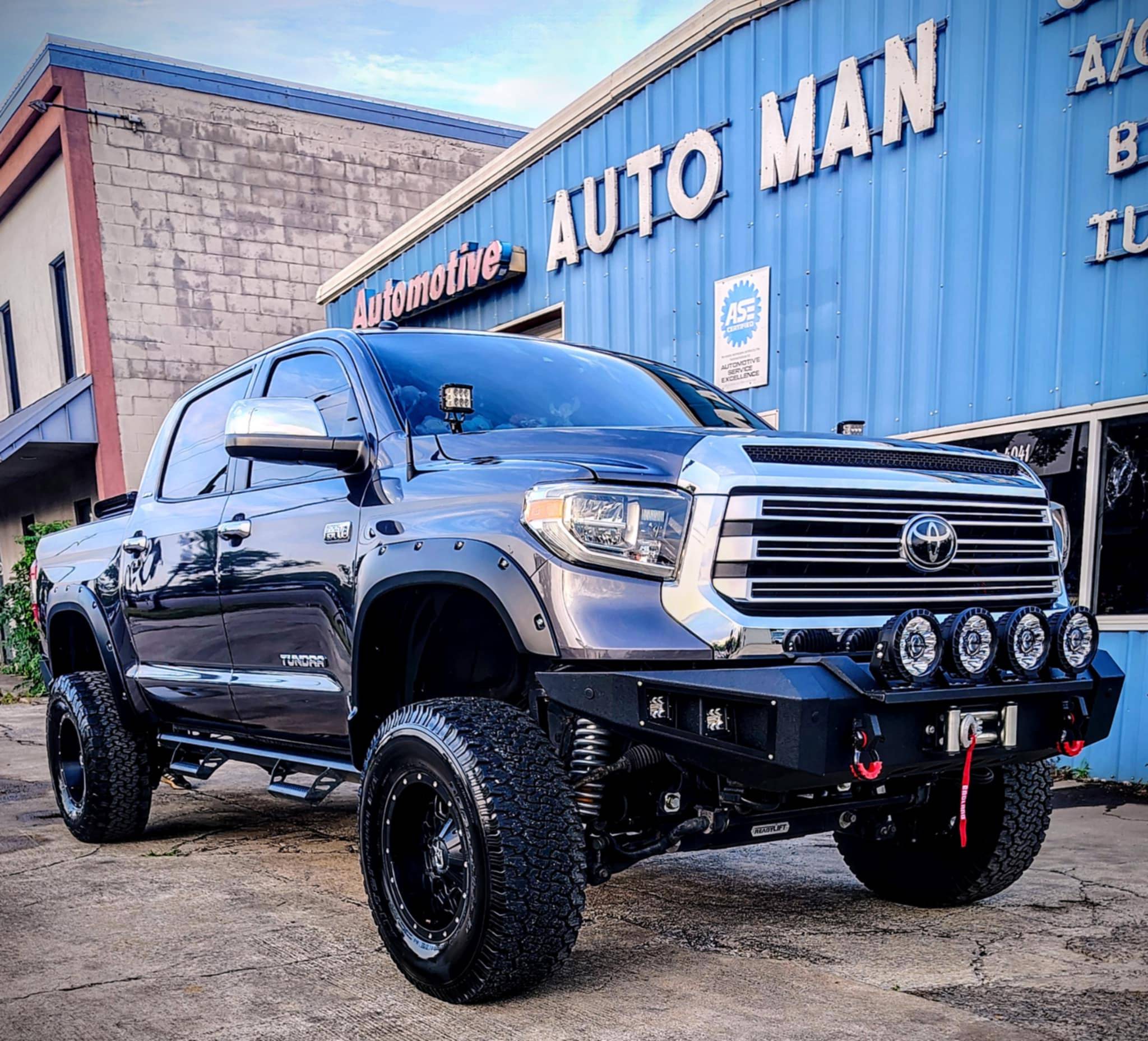 Christie’s 2019 Toyota Tundra Gets Loud with Stealth Spare Tire Delete ...