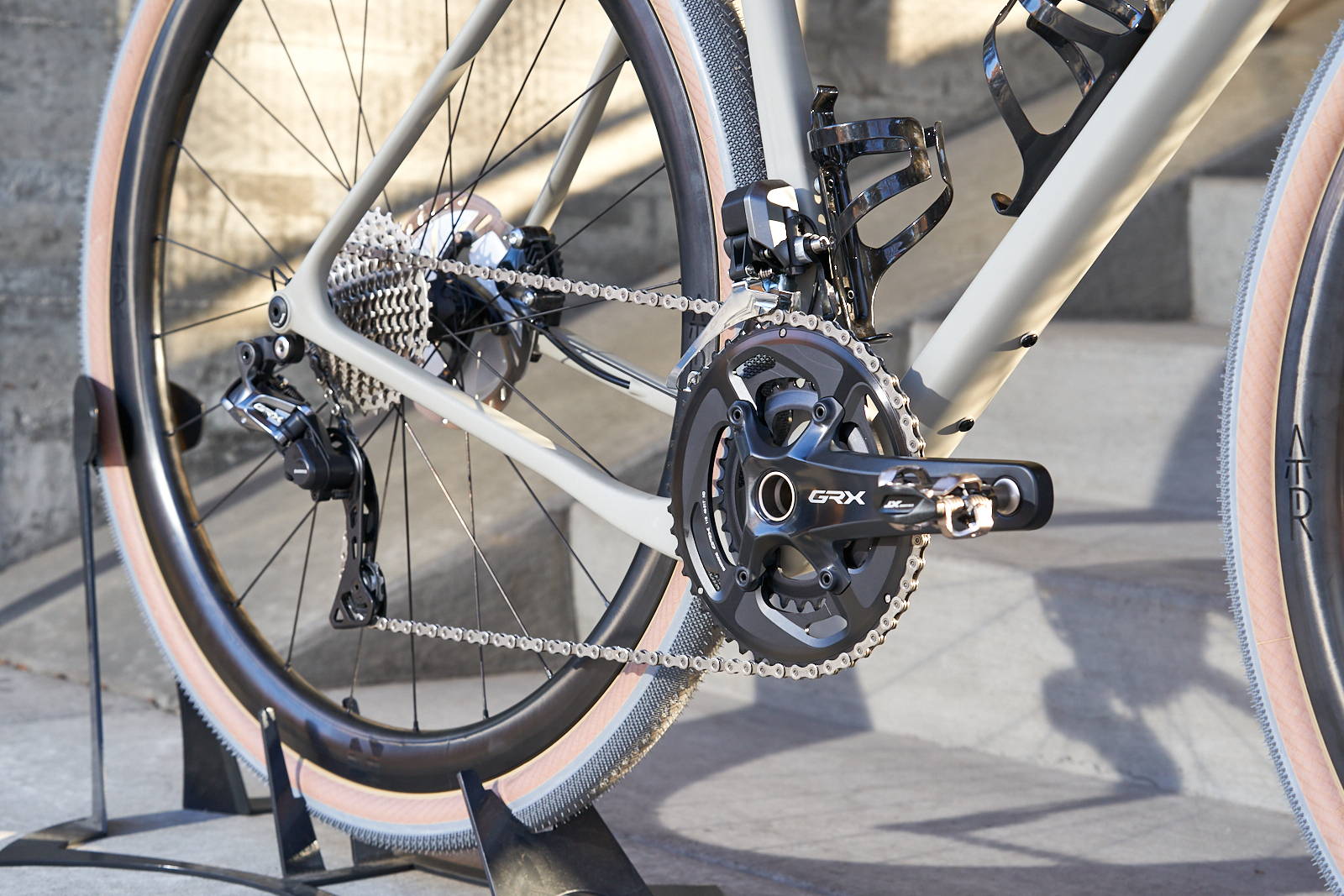 Otso Warakin Titanium Frameset | Contender Bicycles