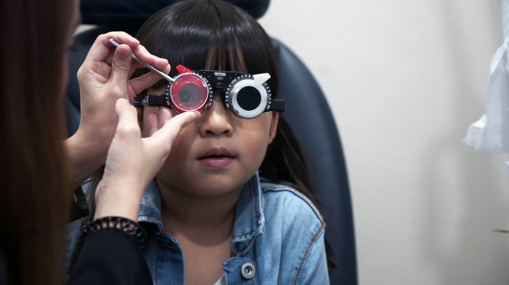 when-should-i-have-my-child-s-eyes-checked-children-s-glasses