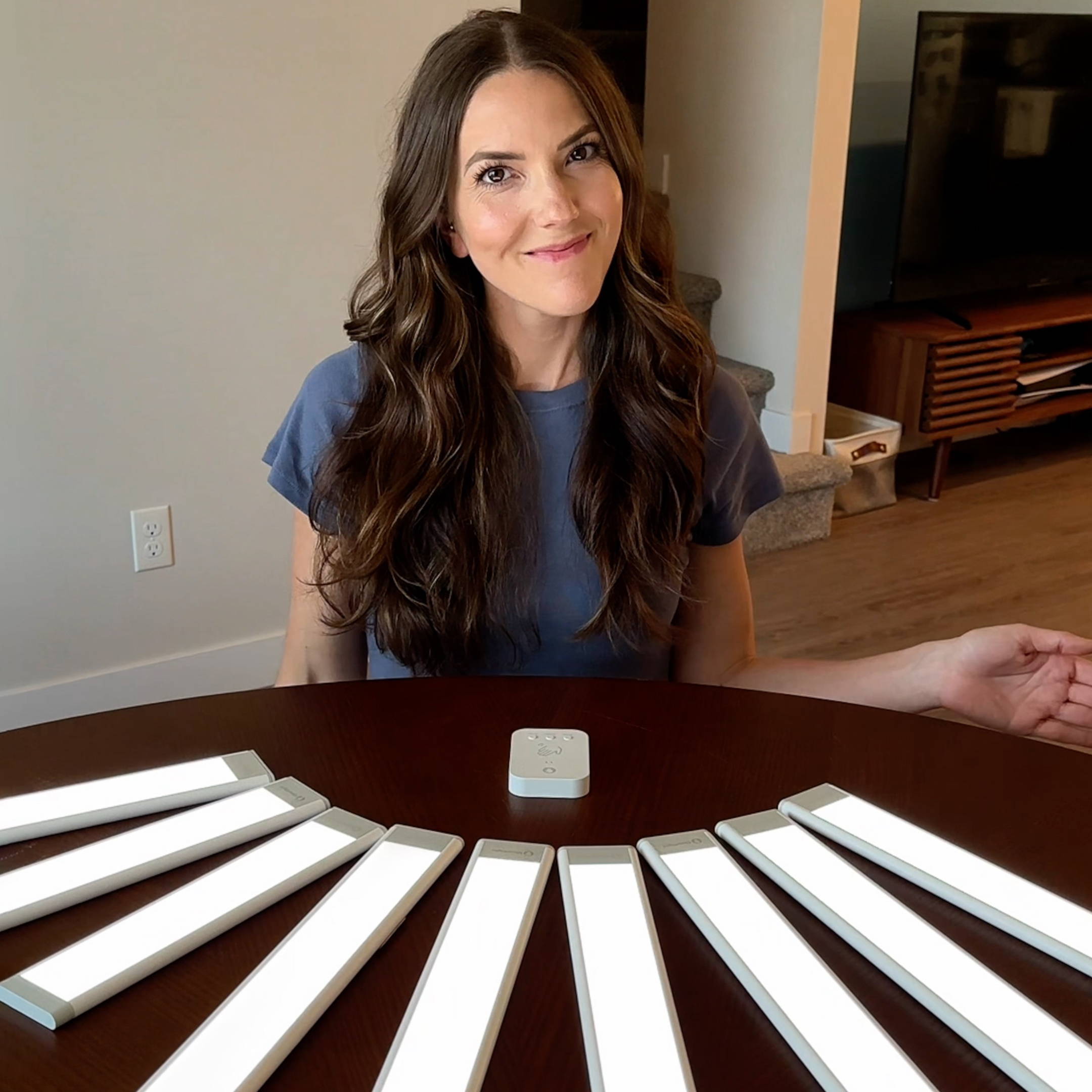 GlowRight - Lighten up your home in the right place, at the right time