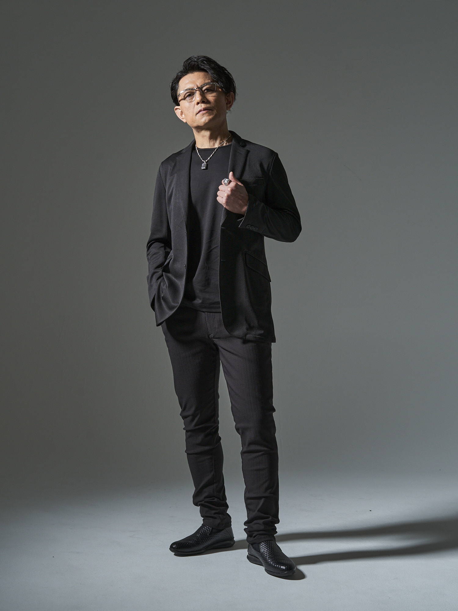 的場浩司 「漆黒の太陽」コレクション 第4章 - 刹那-|GARNIER 的場浩司 「漆黒の太陽」コレクション 第4章 - 刹那-|GARNIER