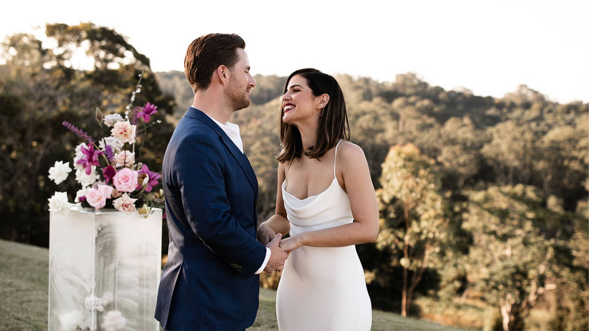 Valentine’s Day | Emilia and Elliot – Grace Loves Lace US