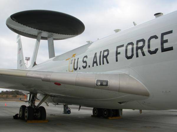 Boeing E-3 Sentry AWACS