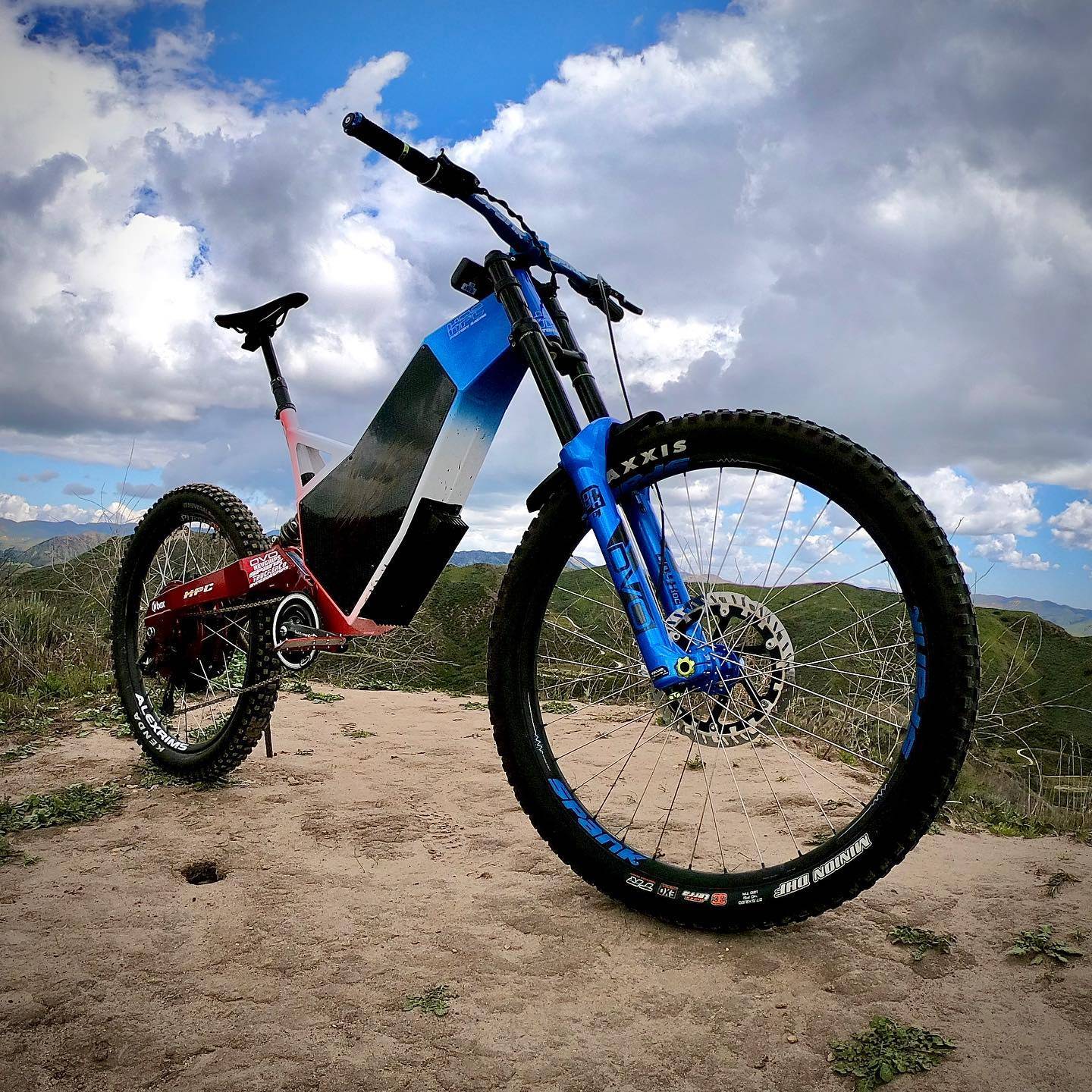 REVOLUTION | Hi Power Cycles