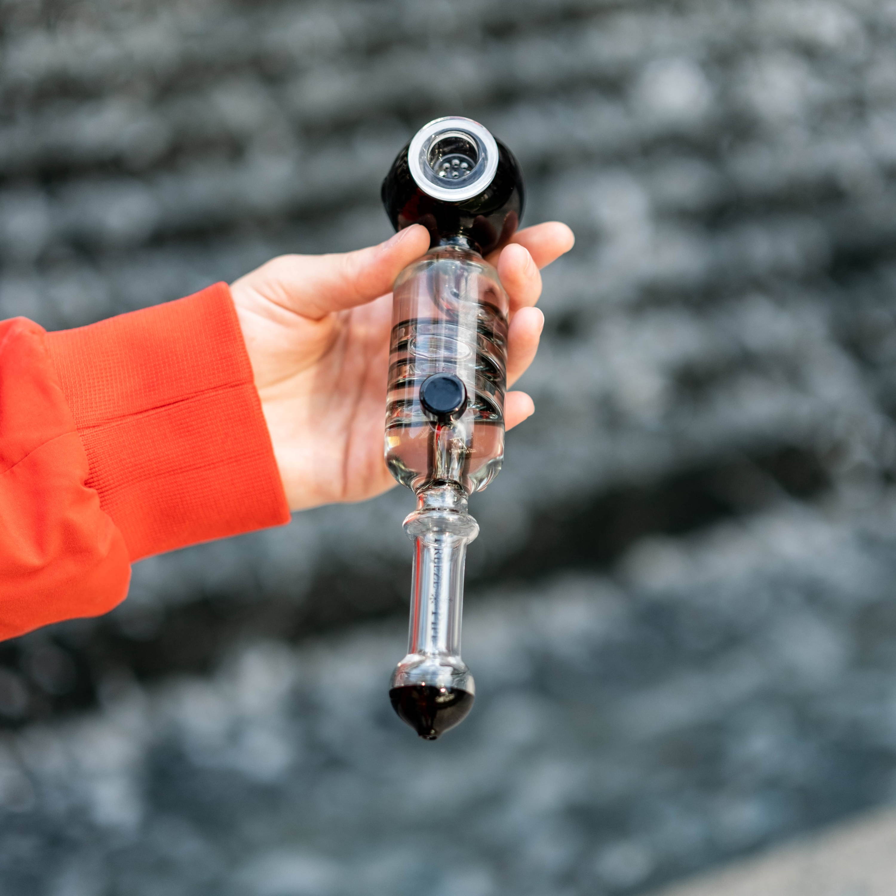 Glass Spoon Pipes | Smoke-Cooling | Ice-Cold Puffs – The Freeze Pipe