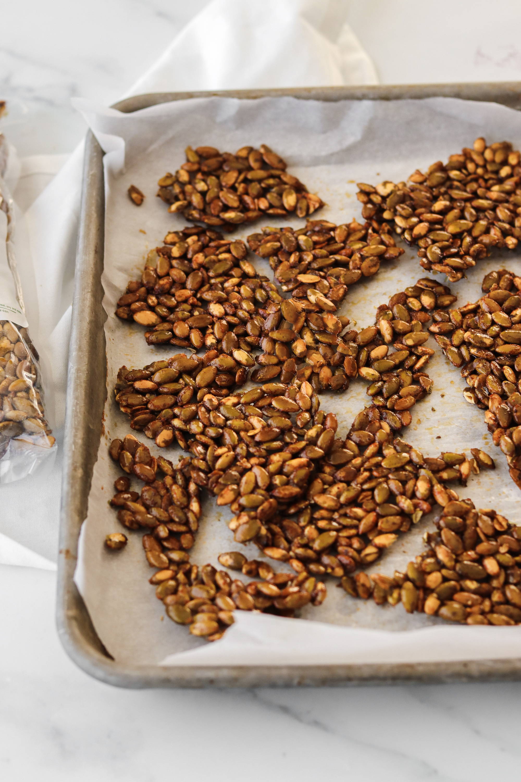 Sweet & Spicy Pumpkin Seeds Brittle Sweet & Spicy Pumpkin Seeds Brittle